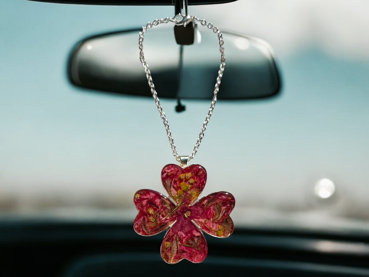 Hanging Shamrock – Rose Keepsakes